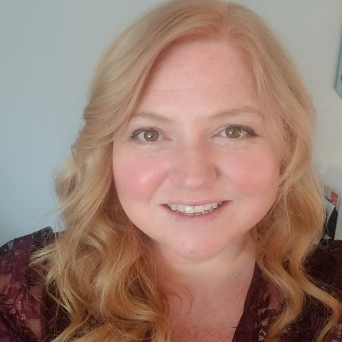 Shelly Baker | Apra Canada